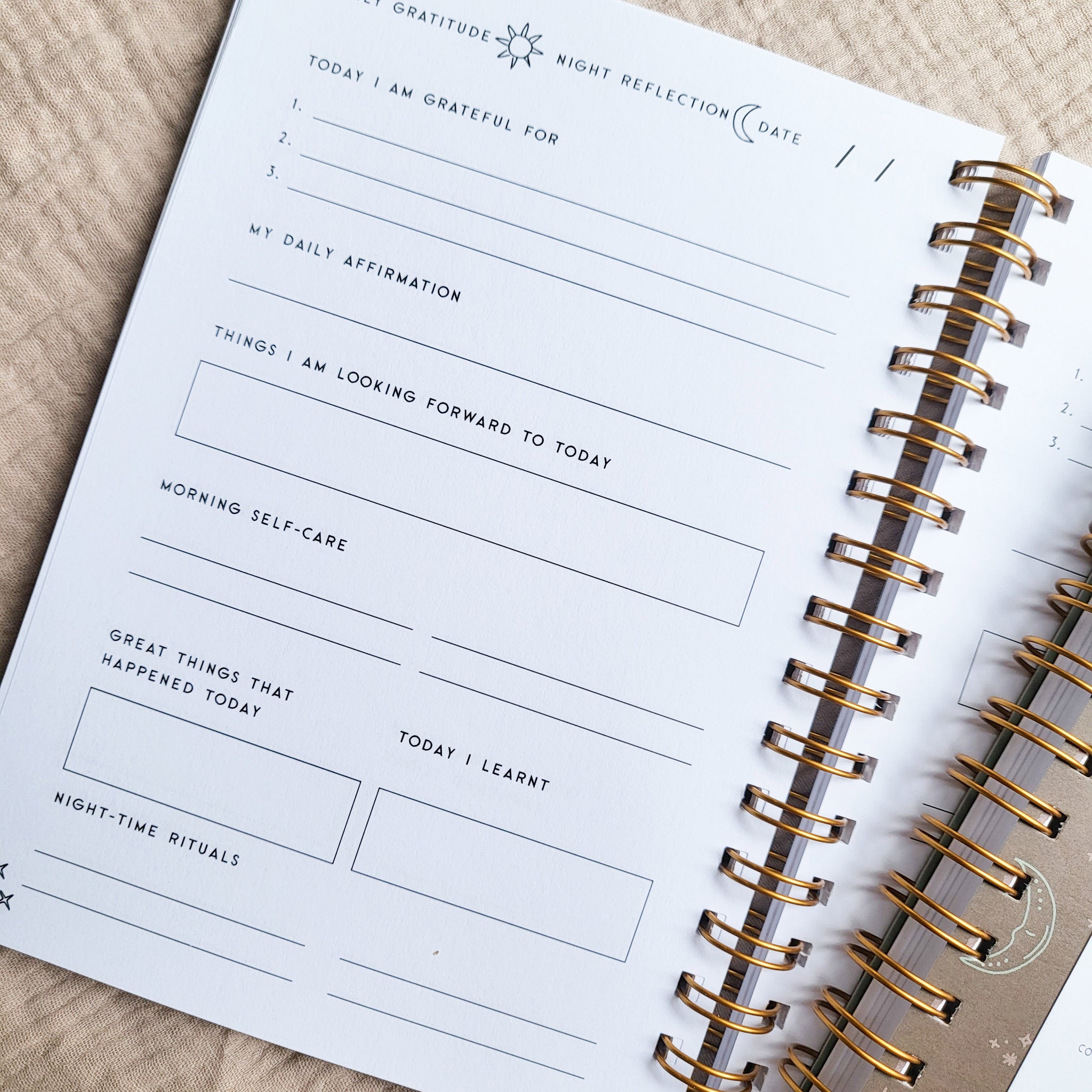 Daily Gratitude Journal - lead a positive, mindful life. – Conscious Mae